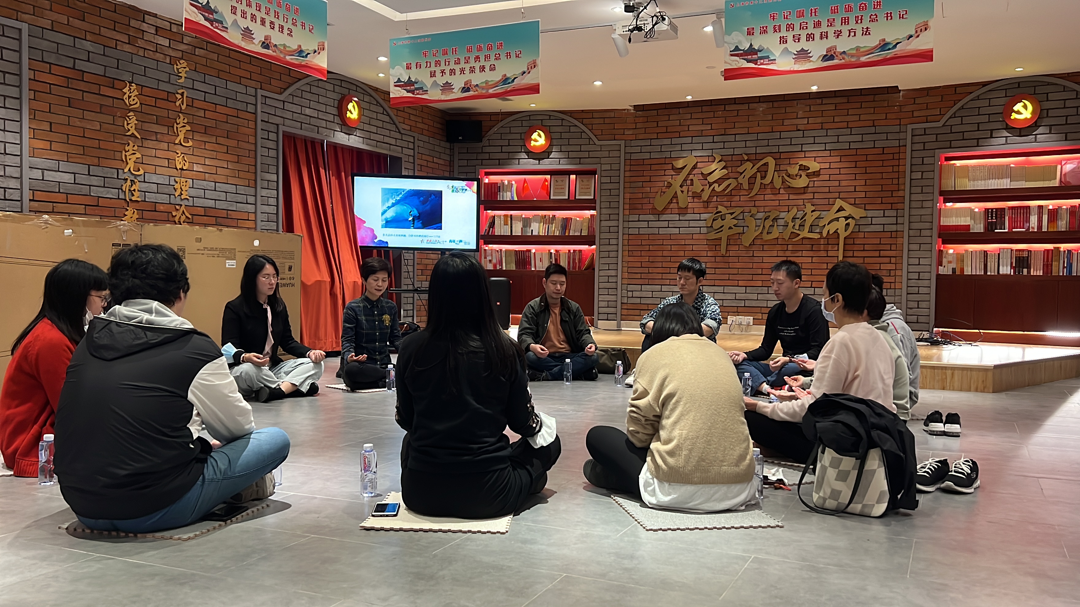 上海12355官网-青小聊-公益的在线心理咨询、法律咨询